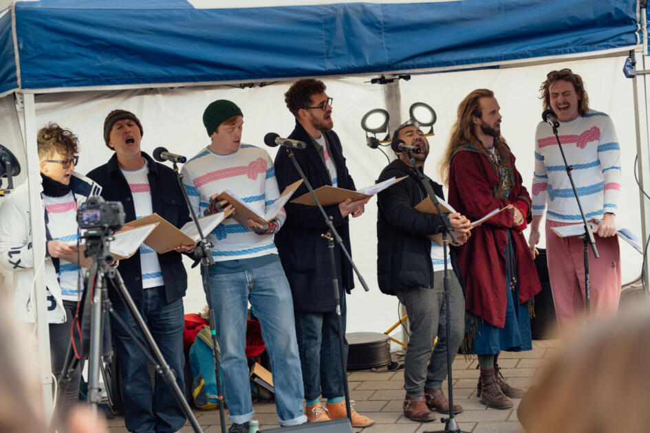 Kingsbridge Celebrates Christmas: Seaweed in the Fruit Locker ...
